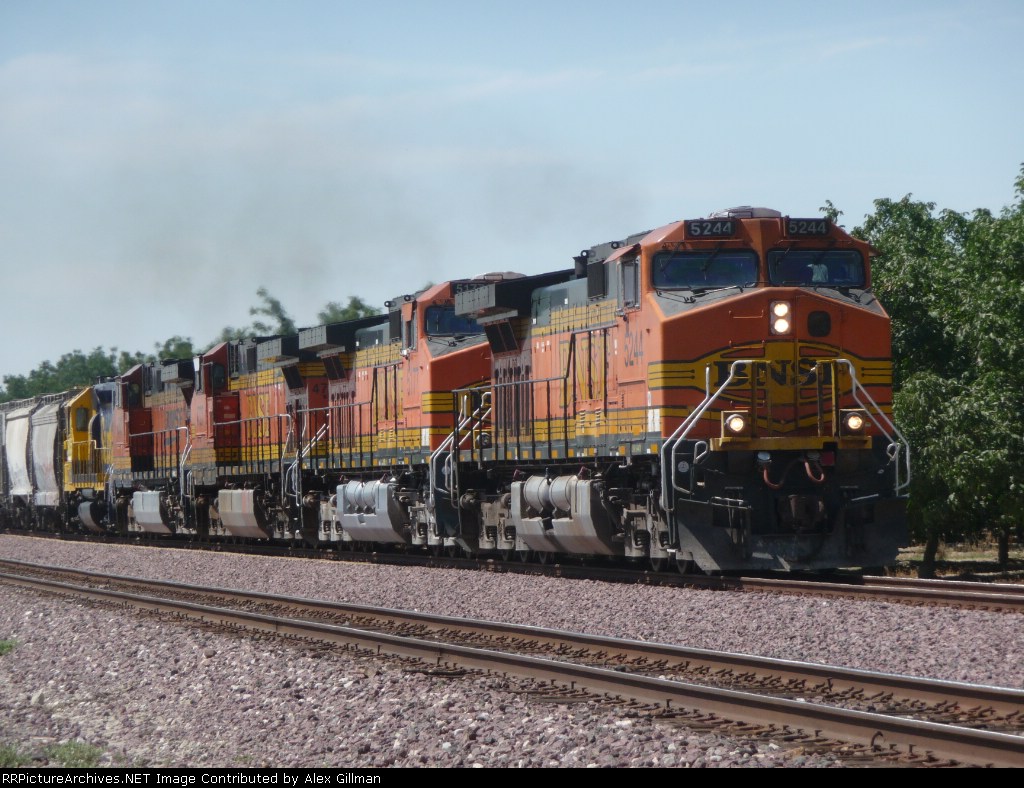 BNSF 5244 East
